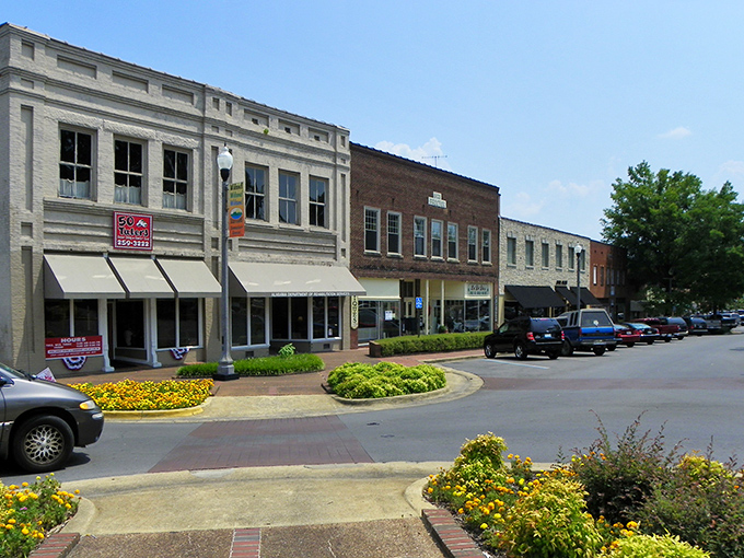 Brick-paved sidewalks and colorful storefronts in Andalusia invite leisurely strolls where window shopping doesn't turn into wallet-emptying.