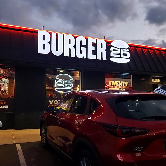 When night falls, Burger 25's neon glow serves as a beacon for burger pilgrims seeking patty perfection.
