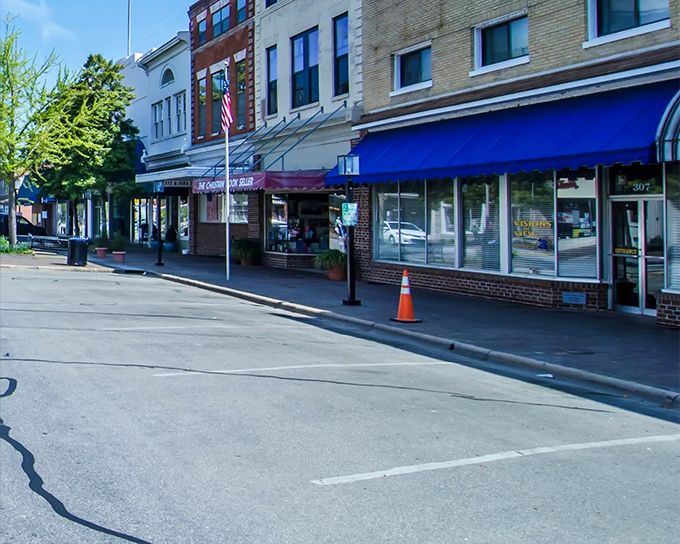 Brick storefronts in Edenton create a timeless main street where you half-expect to see a horse and buggy roll by.