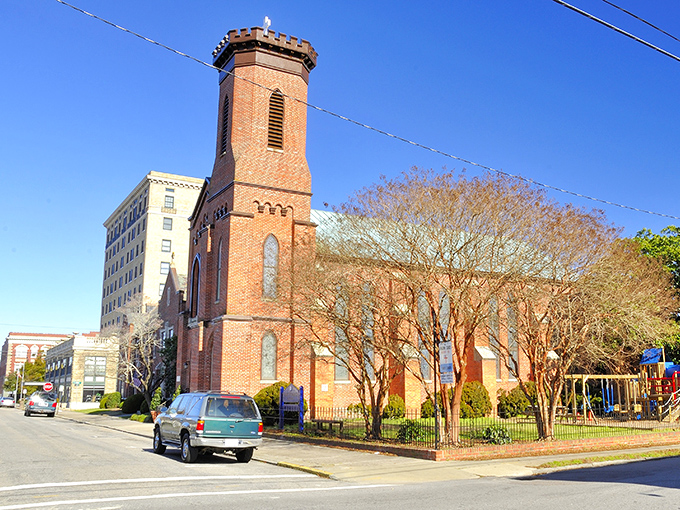 Elizabeth City's historic downtown invites you to slow down and imagine the centuries of footsteps that came before yours.