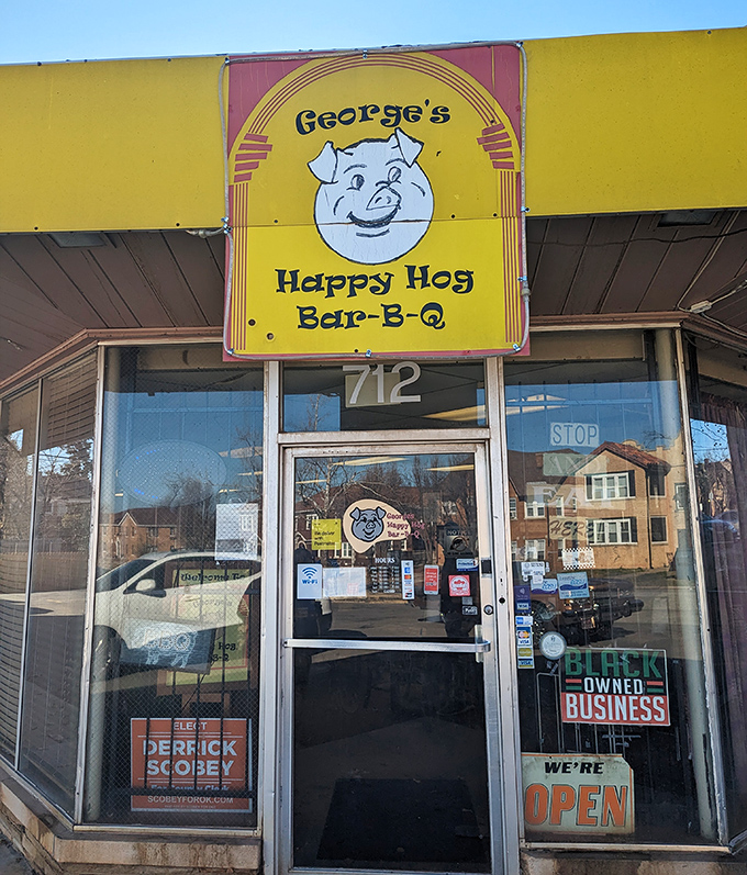 That smiling pig logo knows something you don't yet&mdash;you're about to have one of the best barbecue experiences of your life.