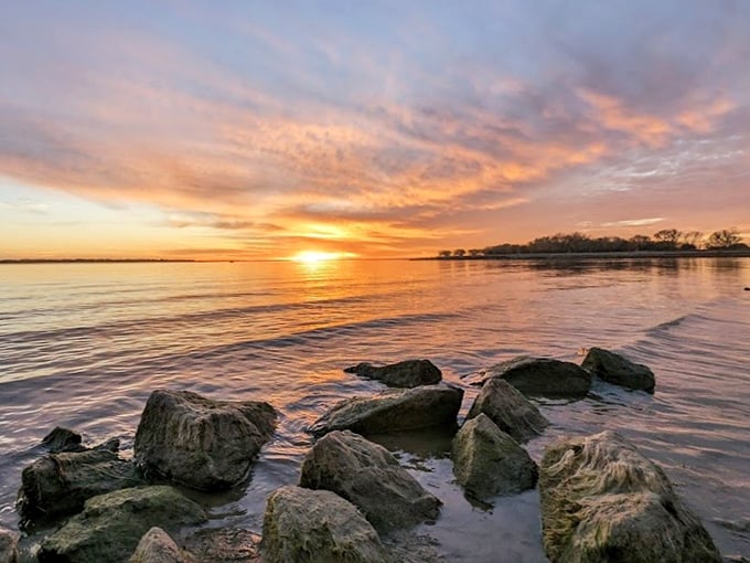 Lake views that make you pause mid-hike. Glen Elder's pristine waters are Kansas's best-kept secret for afternoon escapes.