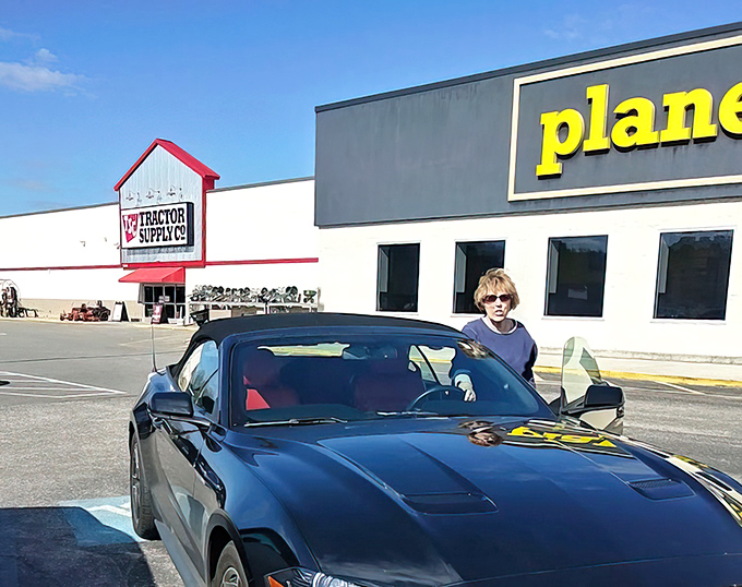 Natural Market offers healthy options at this unassuming gem. Sometimes the best deals hide in plain sight!