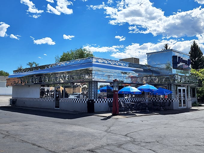That vintage diner car design whispers promises of thick milkshakes and perfect pancakes inside. 
