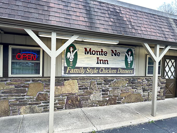 This stone-front chicken haven looks like a cozy cabin but serves up family-style feasts that would make grandma proud.