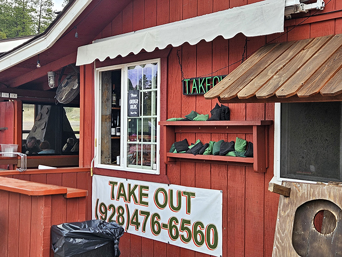 Small-town charm, big-time flavor. This rustic red hideaway in Pine serves pizza worth the winding mountain drive.