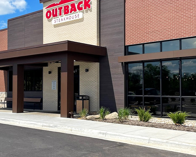 Clean lines and warm tones welcome hungry visitors. This isn't just any Outback&mdash;it's the one locals recommend to their out-of-town friends.