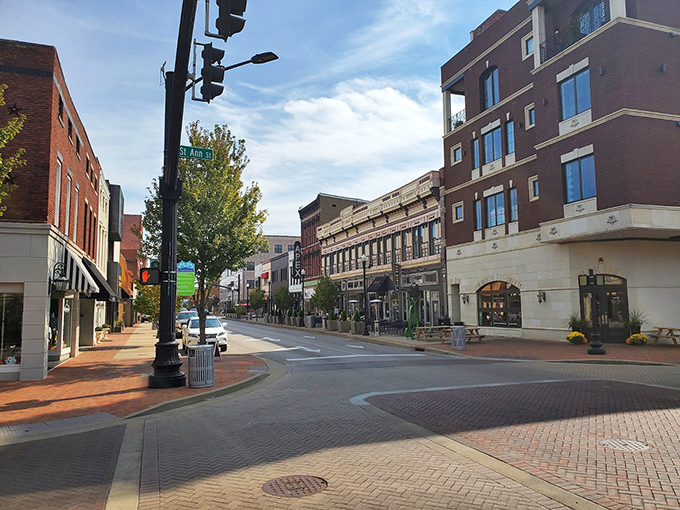 Downtown Owensboro combines small-town charm with big-city amenities at prices that won't send your budget downstream.