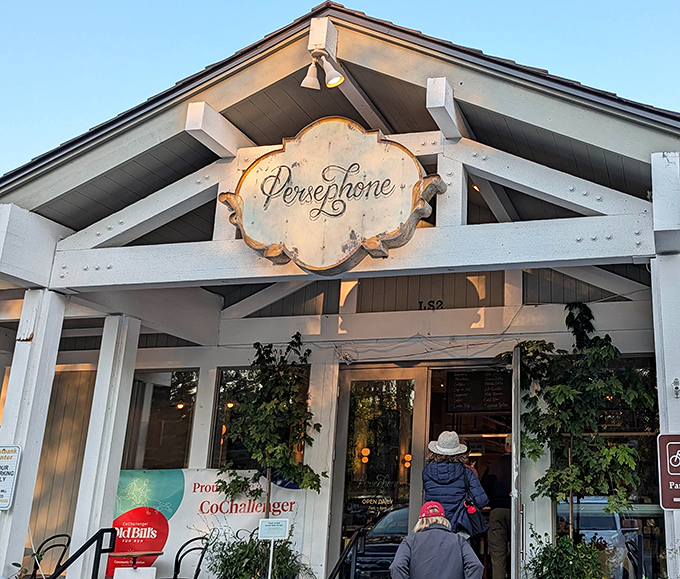 This isn't just a bakery&mdash;it's a mountain retreat where pastries and coffee create moments of pure bliss.