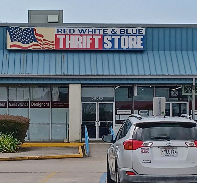 Red, white, and blue never looked so budget-friendly as this flag-waving fortress of secondhand treasures in Louisiana.