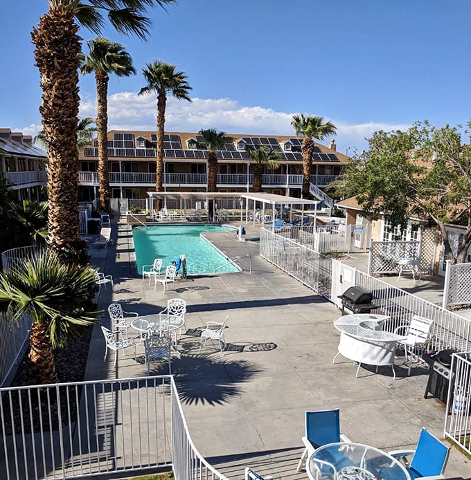 Ridgecrest country living includes palm-lined pools and restaurants with wonderfully reasonable menu prices.