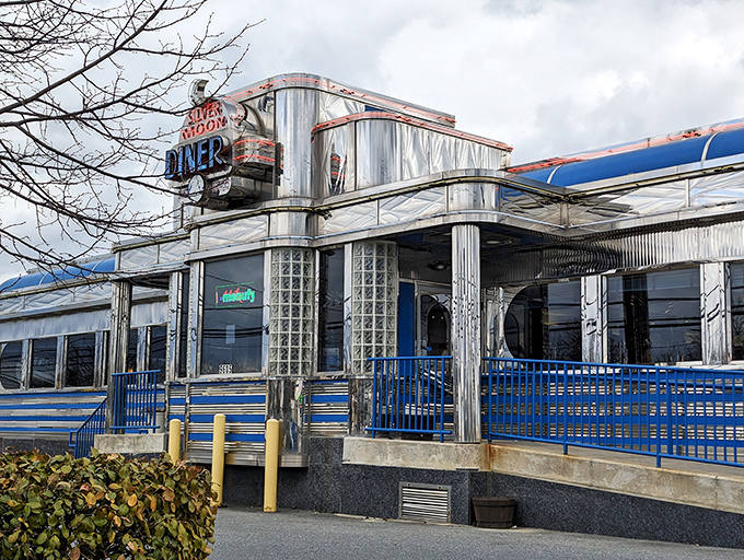 The Silver Diner's retro curves and neon glow feel like driving past the 1950s. Pure roadside breakfast magic awaits inside.