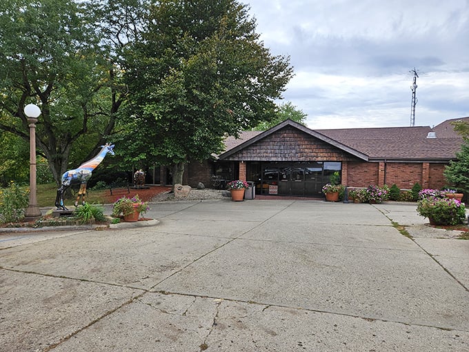 Where steak meets stage&mdash;this dinner theater proves that in Indiana, both entertainment and ribeyes can bring down the house.