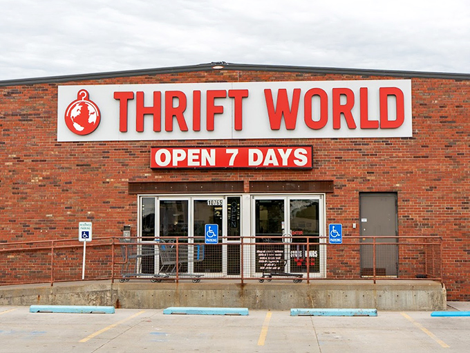 The red globe logo seems to say, "The whole world of secondhand treasures awaits." And who are we to argue with such wisdom?