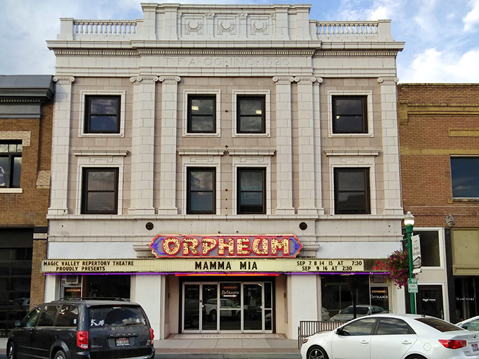 Wide streets and ample parking make Twin Falls' downtown easily accessible&mdash;just like its affordable housing market.