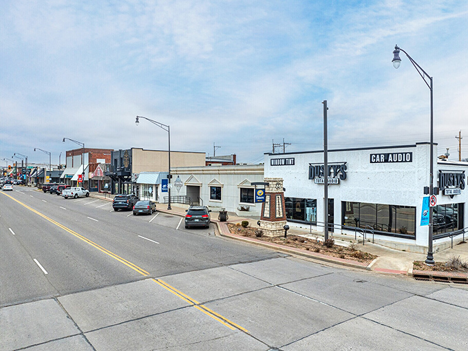 Weatherford's brick-paved streets and historic architecture create the perfect backdrop for an afternoon of window shopping and people-watching.