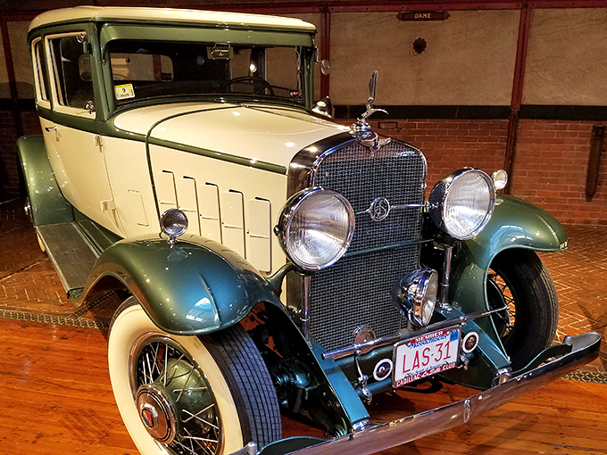 This cream-and-green 1930s beauty isn't just a car—it's a time machine. With headlights like owl eyes and a grille that could pass for a tuxedo, elegance never goes out of style.