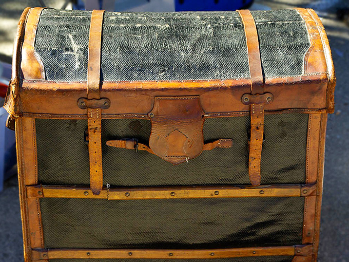This isn't just luggage; it's a time machine. Vintage trunks like this one carry the stories of a hundred journeys from another era.