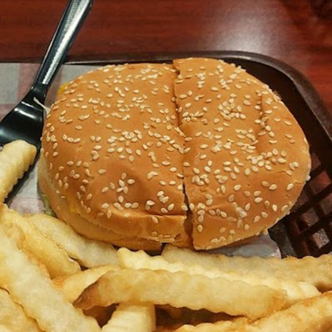 The classic Sumburger in all its sesame-seeded glory. Notice how it's cut in half? That's not indecision&mdash;that's confidence in what's inside. 