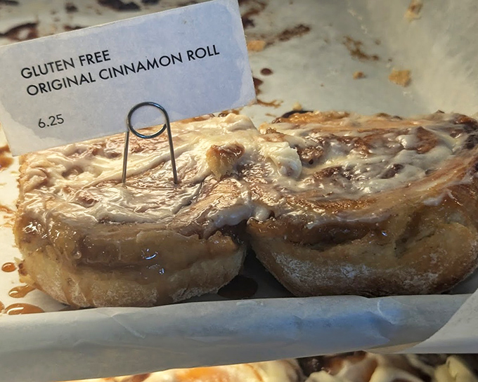 Gluten-free doesn't mean pleasure-free at White Rabbit. These cinnamon rolls glisten with promise—proof that dietary restrictions and indulgence can peacefully coexist.