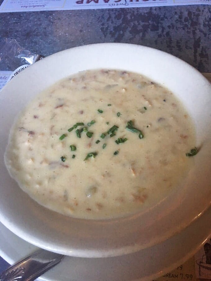 This isn't just clam chowder&mdash;it's a creamy bowl of oceanic bliss that makes you wonder if mermaids moonlight as chefs here on their days off.