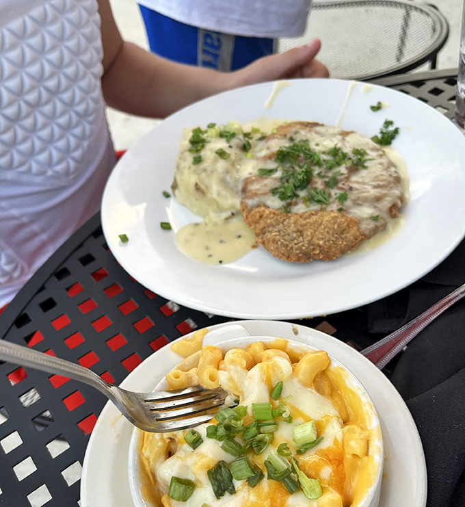 This country fried steak isn't just dinner&mdash;it's edible poetry with a crispy, golden crust and creamy gravy that should have its own fan club.