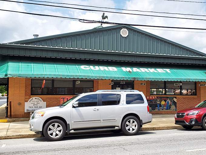 Curb Market offers farm-fresh produce without the big-city price tags&mdash;proof that "locally sourced" doesn't have to be code for "empty your wallet."