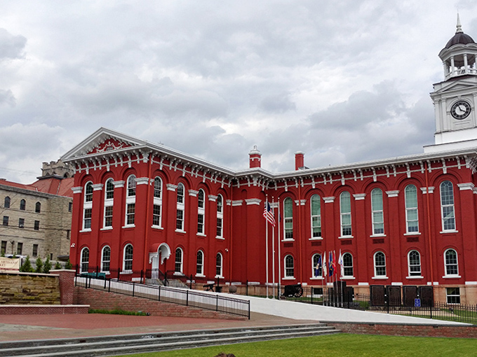 This magnificent red courthouse isn't just architectural eye candy&mdash;it's the beating heart of Jefferson County. Norman Rockwell couldn't have designed it better.