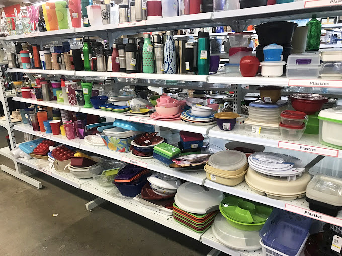 The plasticware aisle: where Tupperware parties of decades past come to reunite. That perfect container for your sourdough starter is hiding somewhere in this colorful chaos.