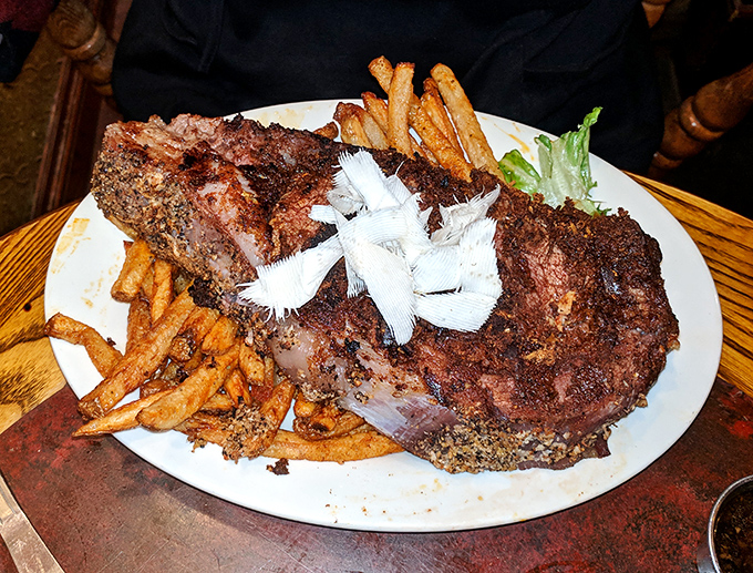 This prime rib isn't just dinner; it's a carnivorous celebration that makes vegetarians question their life choices from three tables away.