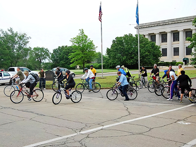 Cycling through history! Guthrie's flat terrain makes it perfect for retirees who want to stay active while admiring century-old architecture.