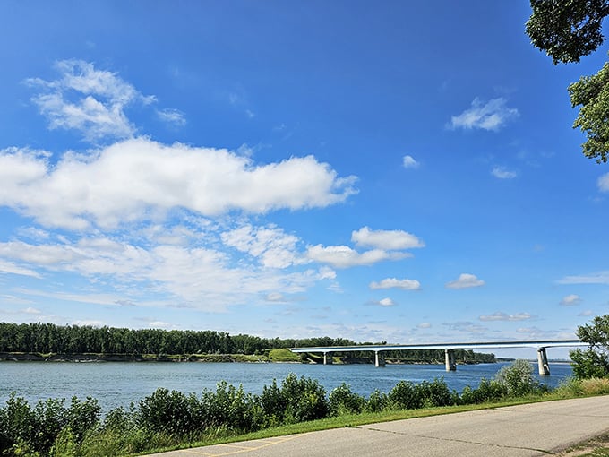 Where sky meets water in perfect harmony. The Missouri River and that endless North Dakota horizon create nature's own wide-screen experience.