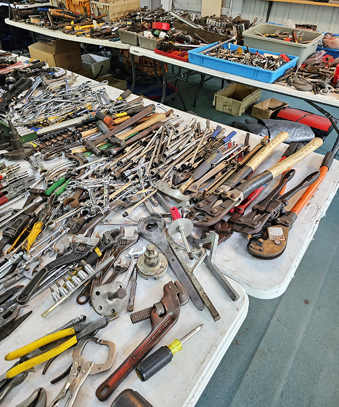 Tool paradise for the DIY enthusiast or professional tinkerer. They just don't make 'em like this anymore&mdash;built when "lifetime warranty" actually meant something.
