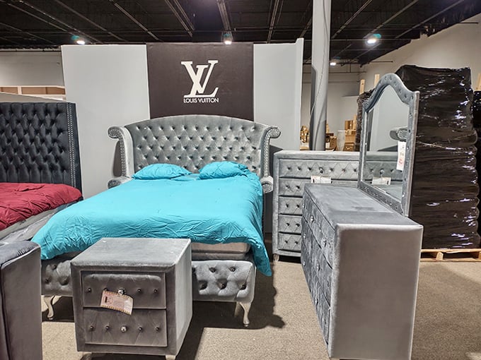 The tufted gray glamour here could fool your mother-in-law into thinking you've hit the lottery.