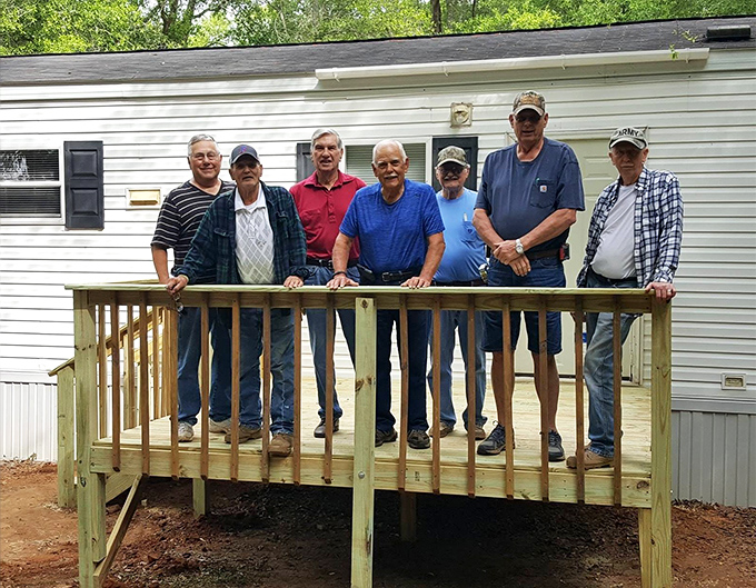 Local volunteers keeping the park in tip-top shape&mdash;proof that communities still care about their hidden treasures.