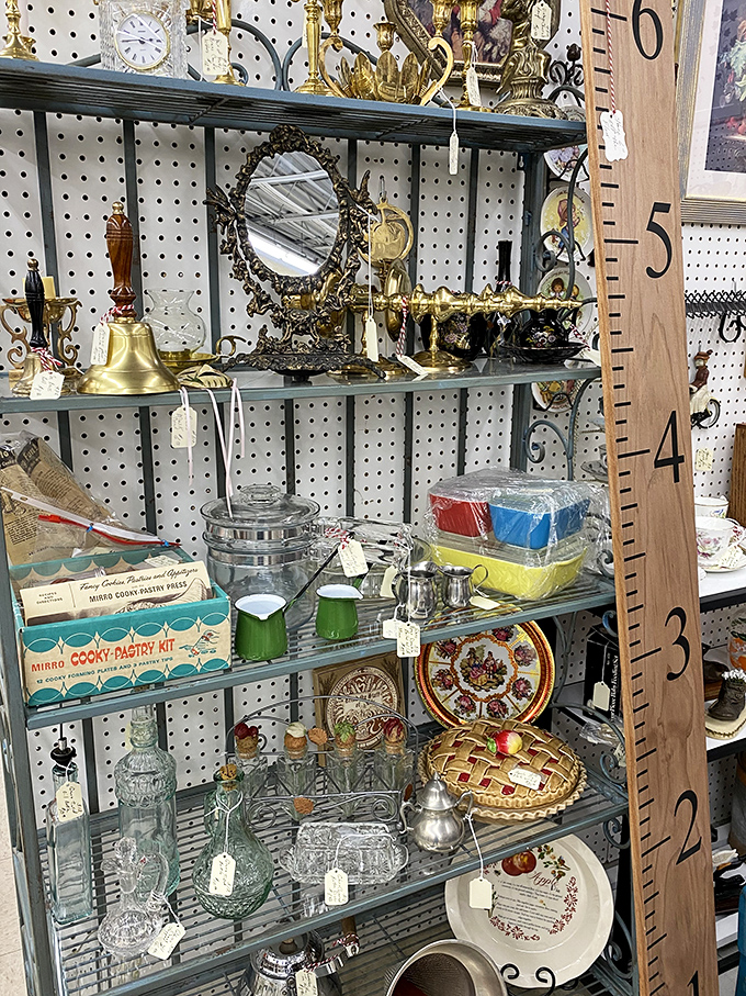 Treasure hunter's paradise! Vintage glassware and gilded treasures await, where yesterday's elegance meets today's decorating dreams.