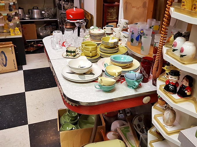 A formica table paradise where every meal could feel like you're dining with the Bradys. Those pastel dishes are practically begging for Jell-O molds.