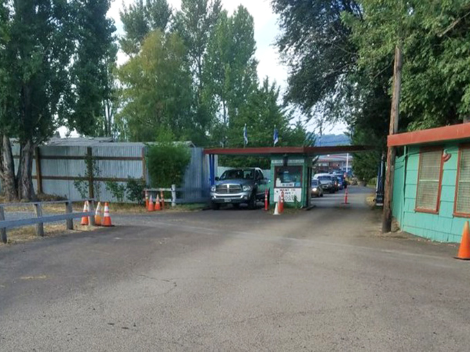 The entrance says everything about this place: unpretentious, slightly weathered, and absolutely authentic&mdash;like the best character actors in Hollywood.