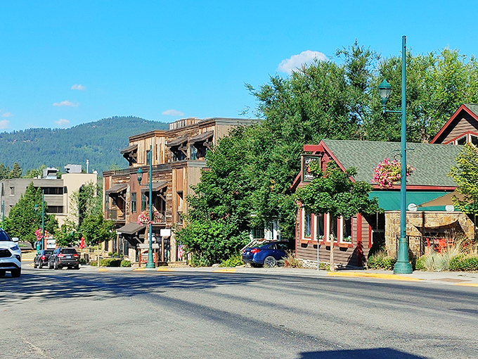 Main Street Whitefish offers that rare combination of authentic Western charm and sophisticated mountain town appeal, without a hint of tourist-trap pretension.