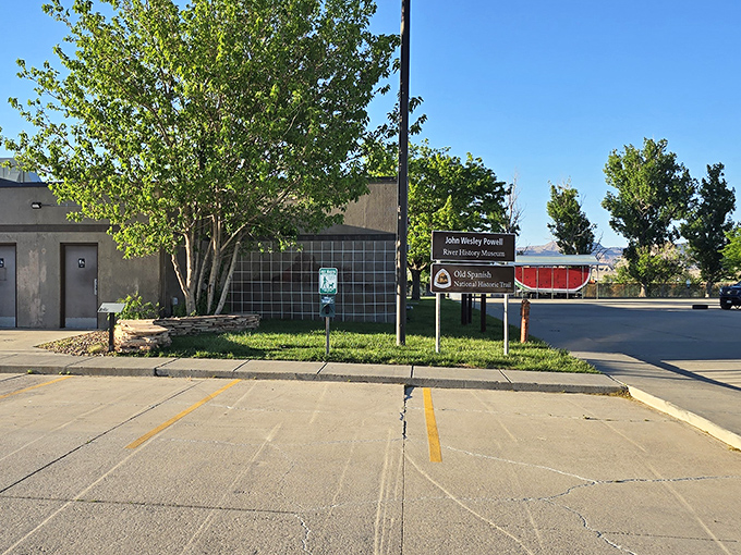 Even the John Wesley Powell River History Museum tips its hat to the town's juicy claim to fame with its own mini-melon signage.