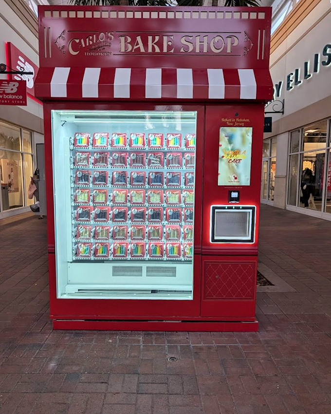 Carlo's Bake Shop vending machine brings "Cake Boss" treats to the masses&mdash;because sometimes shopping requires immediate pastry gratification.