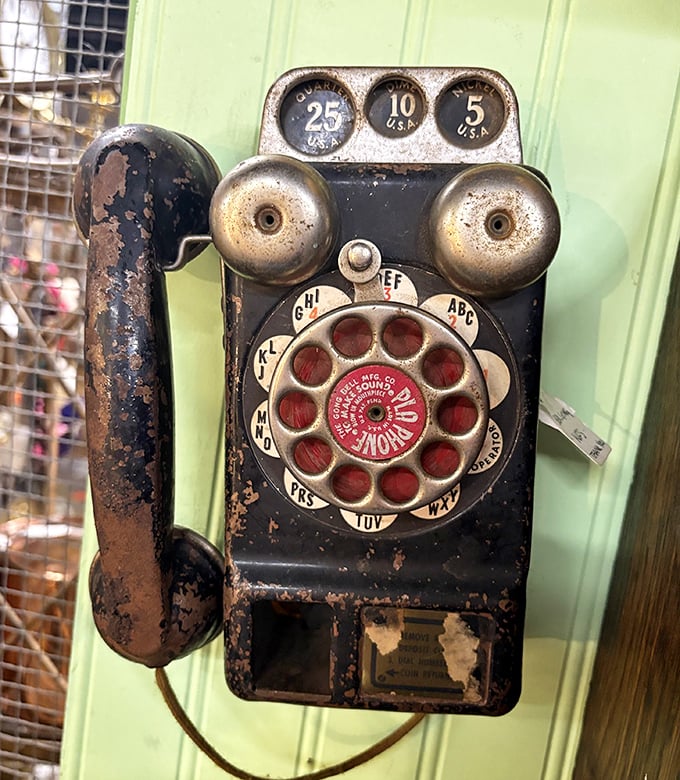 This vintage payphone won't connect you to 2023, but it might just dial you straight back to childhood memories of calling collect.