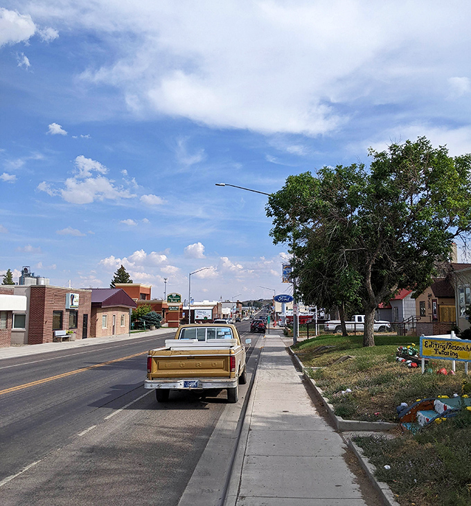 Main Street simplicity at its finest. Cut Bank's downtown offers everything you need without the big-city hustle&mdash;or the big-city prices.