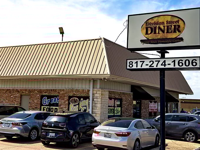 Division Street Diner's sign proudly announces "Texas Homestyle Cookin'"&mdash;and they deliver on that promise with every single plate.