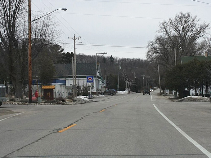 Main Street simplicity is Ellison Bay's calling card. This no-frills approach to small-town living helps keep costs down while maintaining that quintessential Wisconsin character.