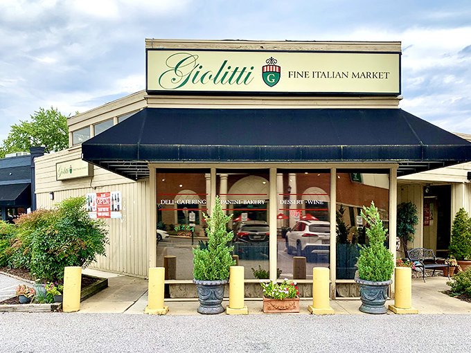Giolitti's charming storefront looks like it was plucked straight from an Italian village. Those potted plants aren't just decoration&mdash;they're a promise.