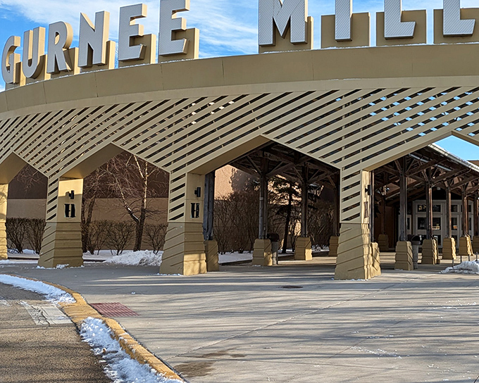Gurnee Mills' distinctive entrance welcomes shoppers with architectural flair, hinting at the retail wonderland that awaits inside.