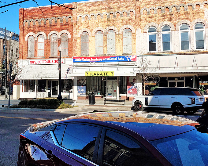 Kinston's downtown storefronts stand ready for your exploration. Window shopping has never felt so nostalgic!