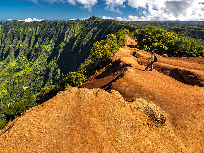 Standing at the edge of Kokeʻe's lookout feels like being on top of the world. Cloud-watching has never been so spectacular!