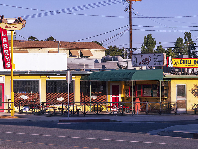 Larry's sunny yellow exterior is like a beacon of chili dog hope on Burbank Boulevard.